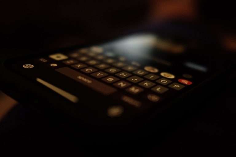 Why BlackBerry Failed to Adapt and What Went Wrong: A Deep Dive into a ...